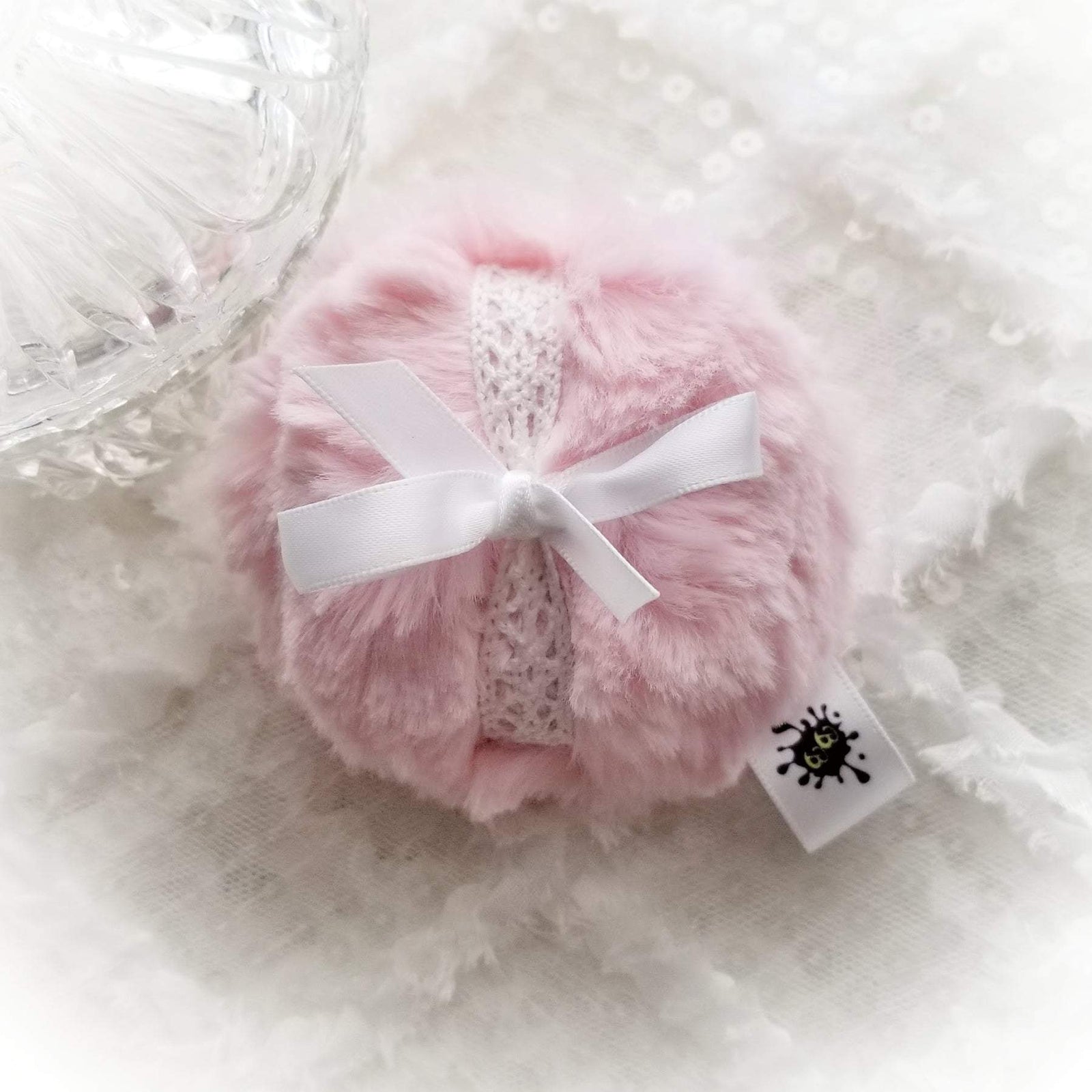 Bonny Bubbles Body Powder and Powder Puffs